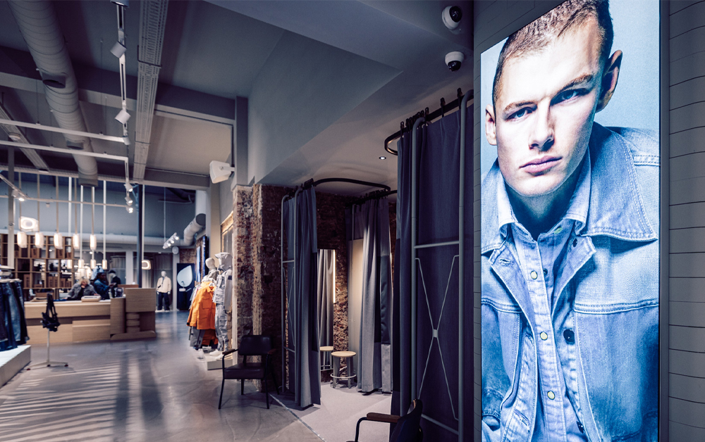 Commercial Grade Screens | Retail | Mood Media